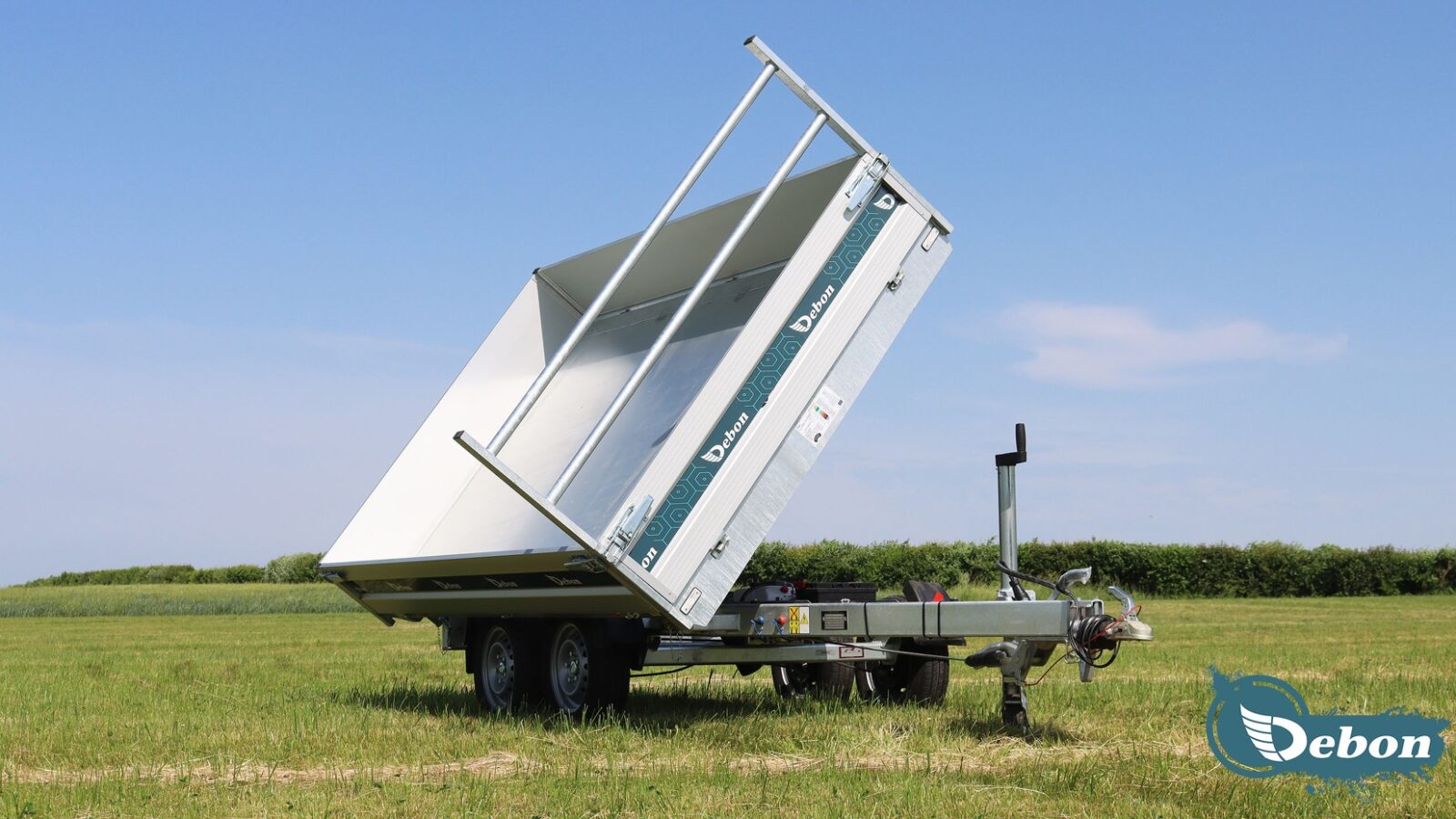 Debon PW2.4 Three Way Tipper Trailer | Berkshire Three Way Tipper